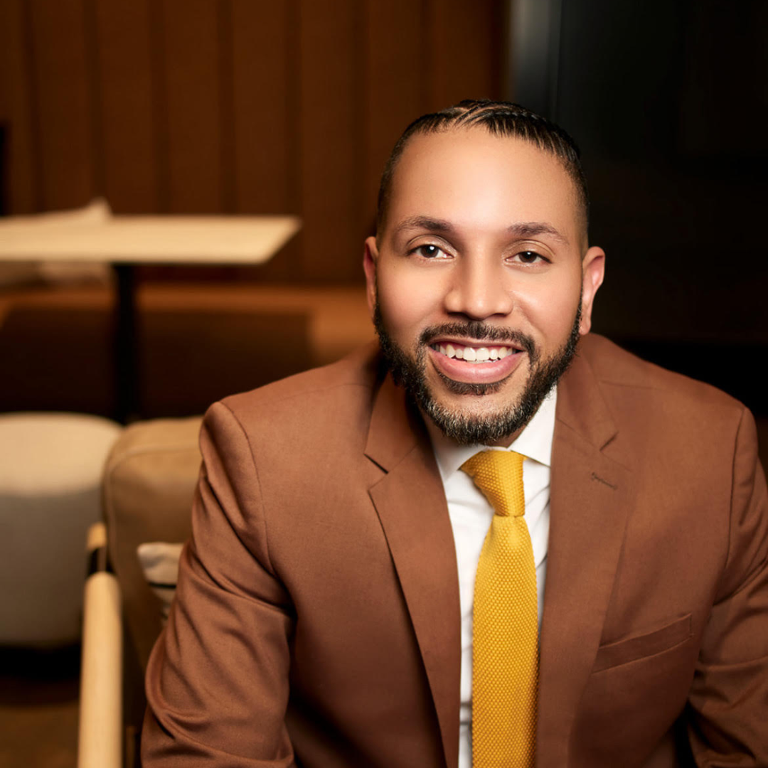 Jason Brunner Leasing Agent - Luxury Apartments Chicago | Luxury Living